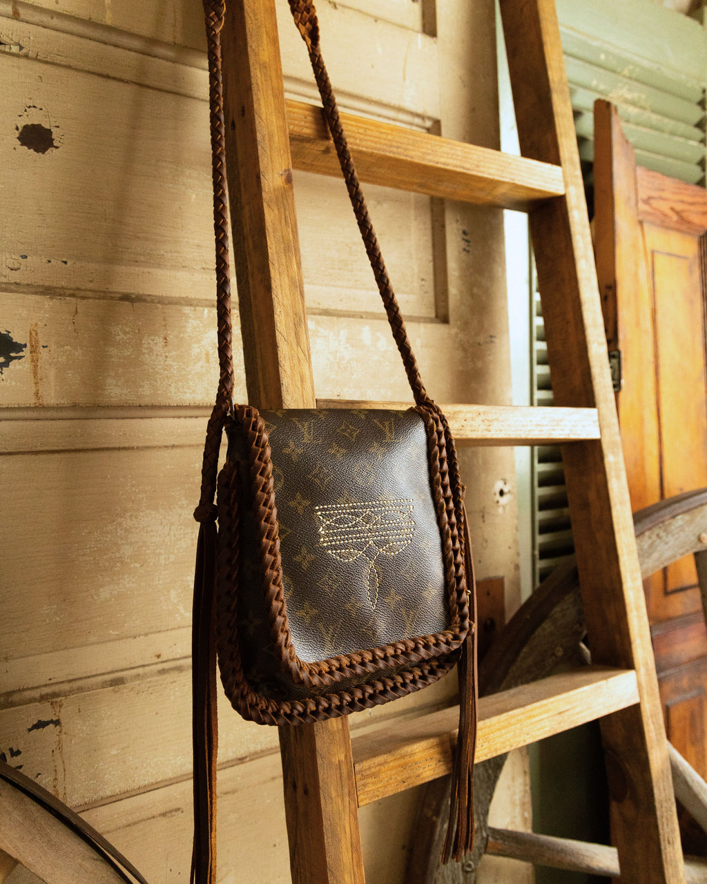 Leather And Vodka Musette Salsa Camel Bag – Maverick Fine Western Wear