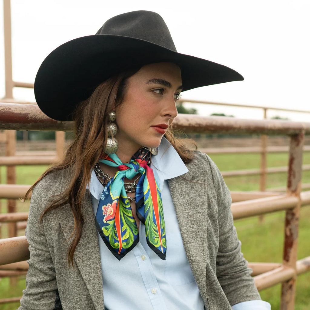 On Top of the World Shorty Scarf – Maverick Fine Western Wear