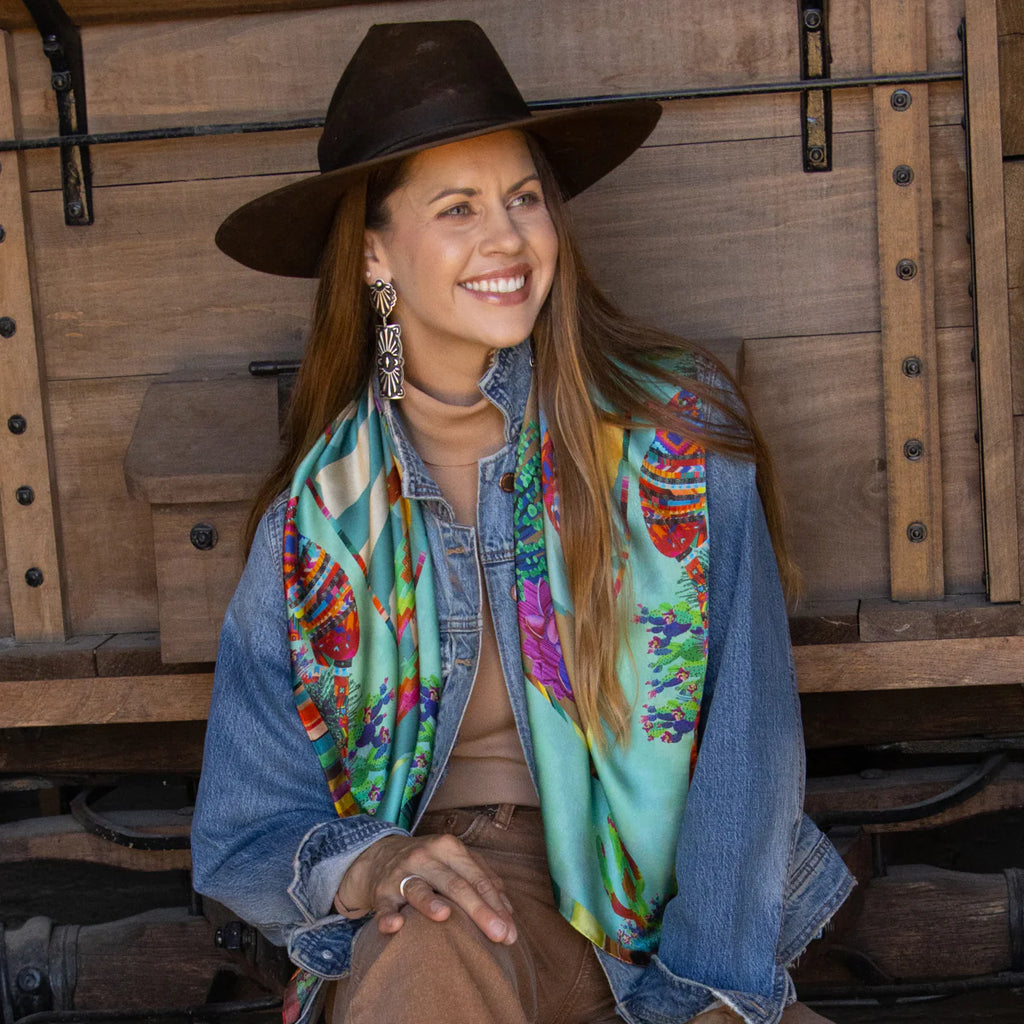 ARMDLLO SEAFOAM SHORTY SCARF – Maverick Fine Western Wear